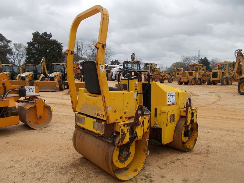 RAMMAX CH-4900 TANDEM VIBRATORY ROLLER, S/N Y0002027, 47" SMOOTH DRUMS ...
