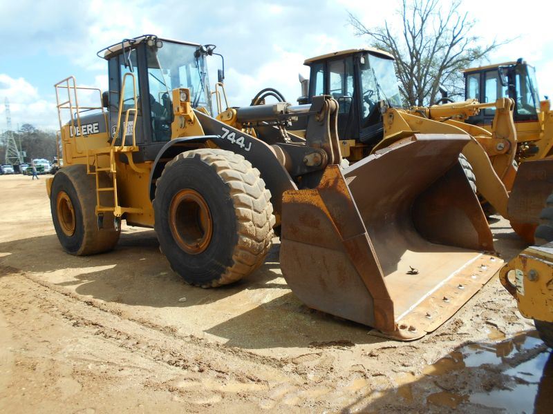 JOHN DEERE 744J WHEEL LOADER, S/N 618156 (08 YR) GP BUCKET, ECAB W/ AIR ...