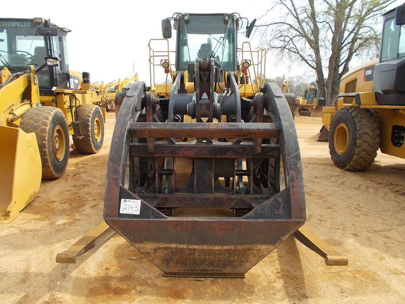 JOHN DEERE 724K WHEEL LOADER, S/N 633142, (11 YR) WICKER LOG FORKS W ...