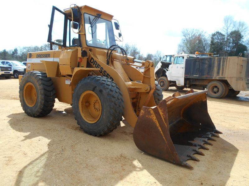 DRESSER 515C WHEEL LOADER, S/N P2536, GP BUCKET, ECAB, 17.5R25 TIRES ...