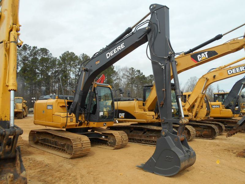 JOHN DEERE 130G HYDRAULIC EXCAVATOR, S/N 040182 (13 YR) 8' 6" STICK, 34 ...