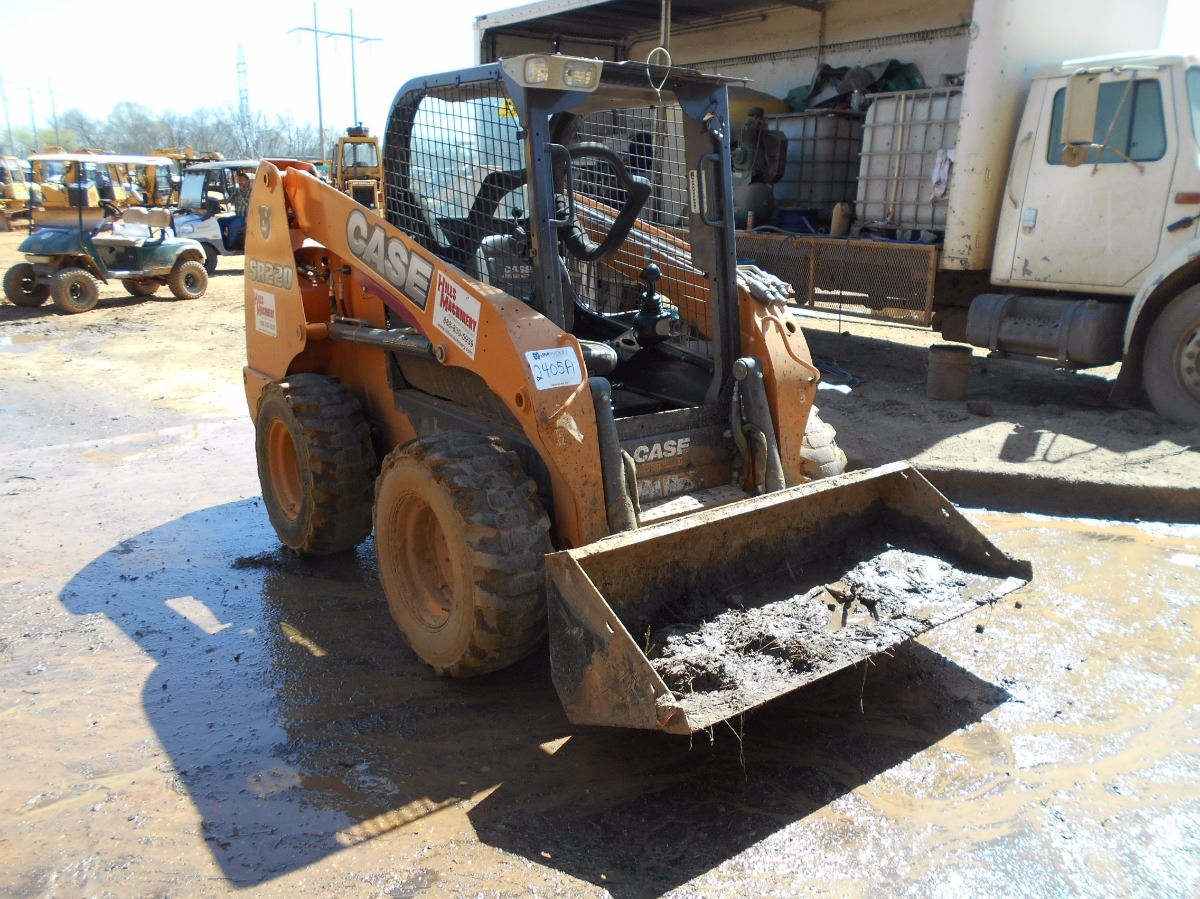 CASE SR220 SKID STEER LOADER, S/N NBM432151, (11 YR) GP BUCKET, CANOPY ...