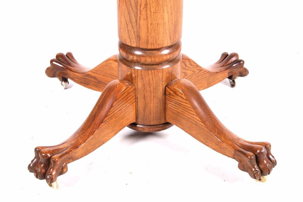 Antique Quarter Sawn Oak Claw Paw Foot Round Table