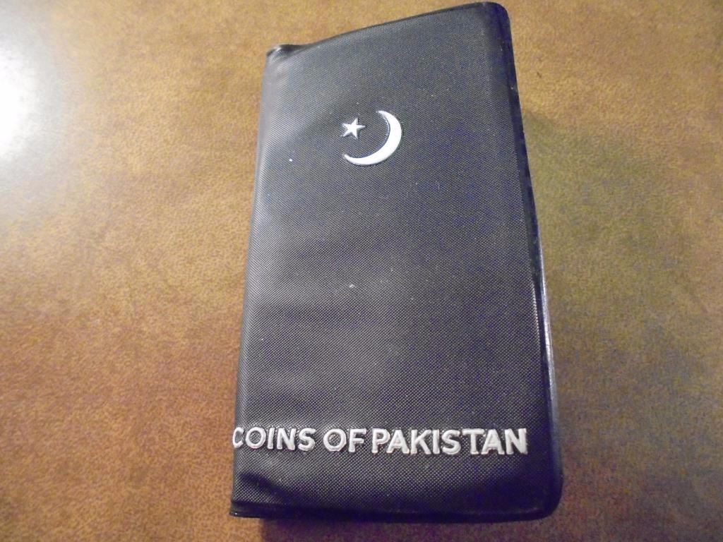 1948-1953 PAKISTAN 8 COIN MINT SET ORIGINAL MINT PACKAGING