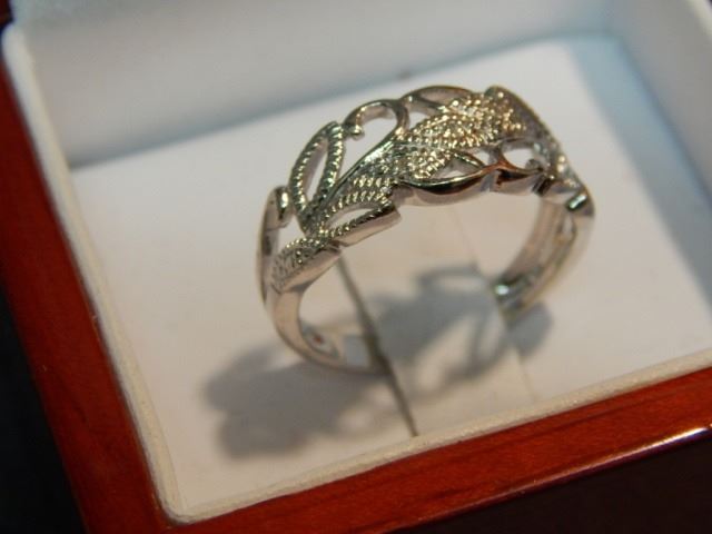 RING - STERLING SILVER - FILIGREE RING SET W/ 3 DIAMONDS - CHARMING ...