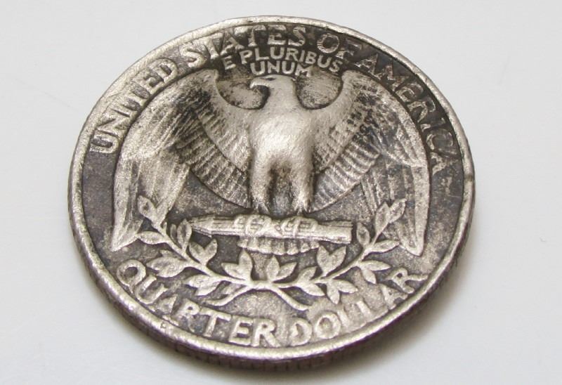 1977 USA 25 Cent Quarter Coin Faluty Planchet Error Gas Buble RARE 1977 USA 25 Cent Quarter Coin Faluty Planchet Error Gas Buble RARE