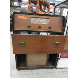 1940s Marconi record player/radio