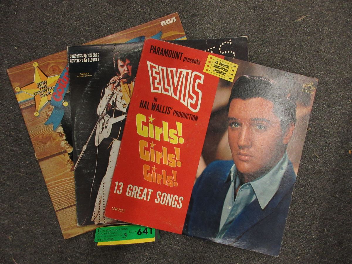 3 Elvis Presley vinyl records