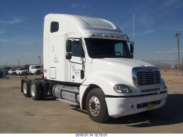 2006 - FREIGHTLINER TRACTOR//DIESEL