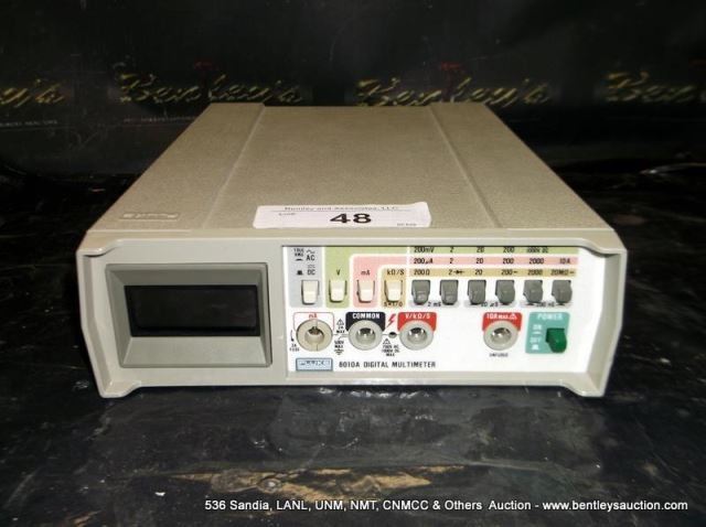 FLUKE 8010A DIGITAL MULTIMETER