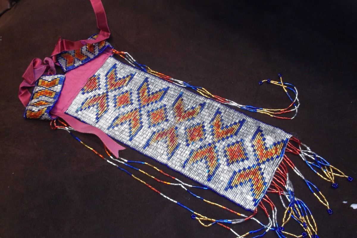 Apache Beaded T-Choker-Necklace. 16 1/2L X 4 1/2W