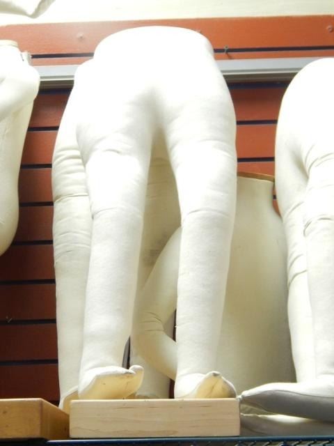 STUFFED MANIQUIN - LEGS - CHILD