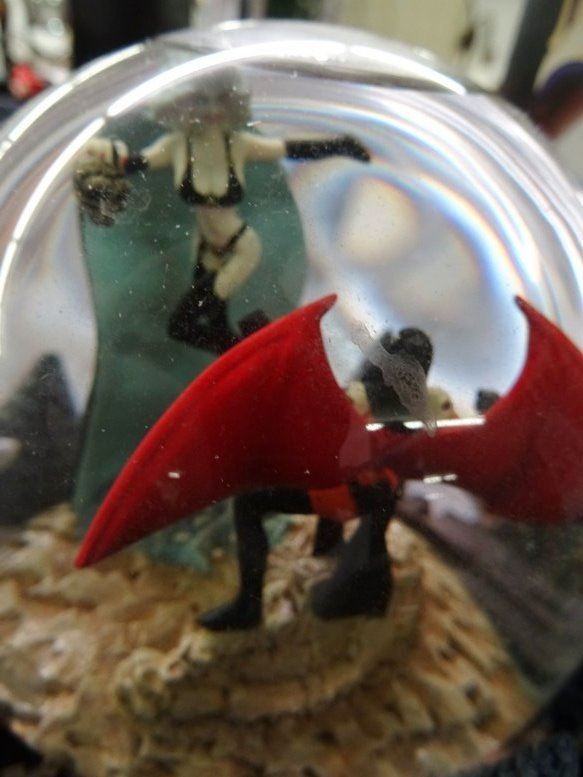 Porcelain Statue Lady Death Vampirella