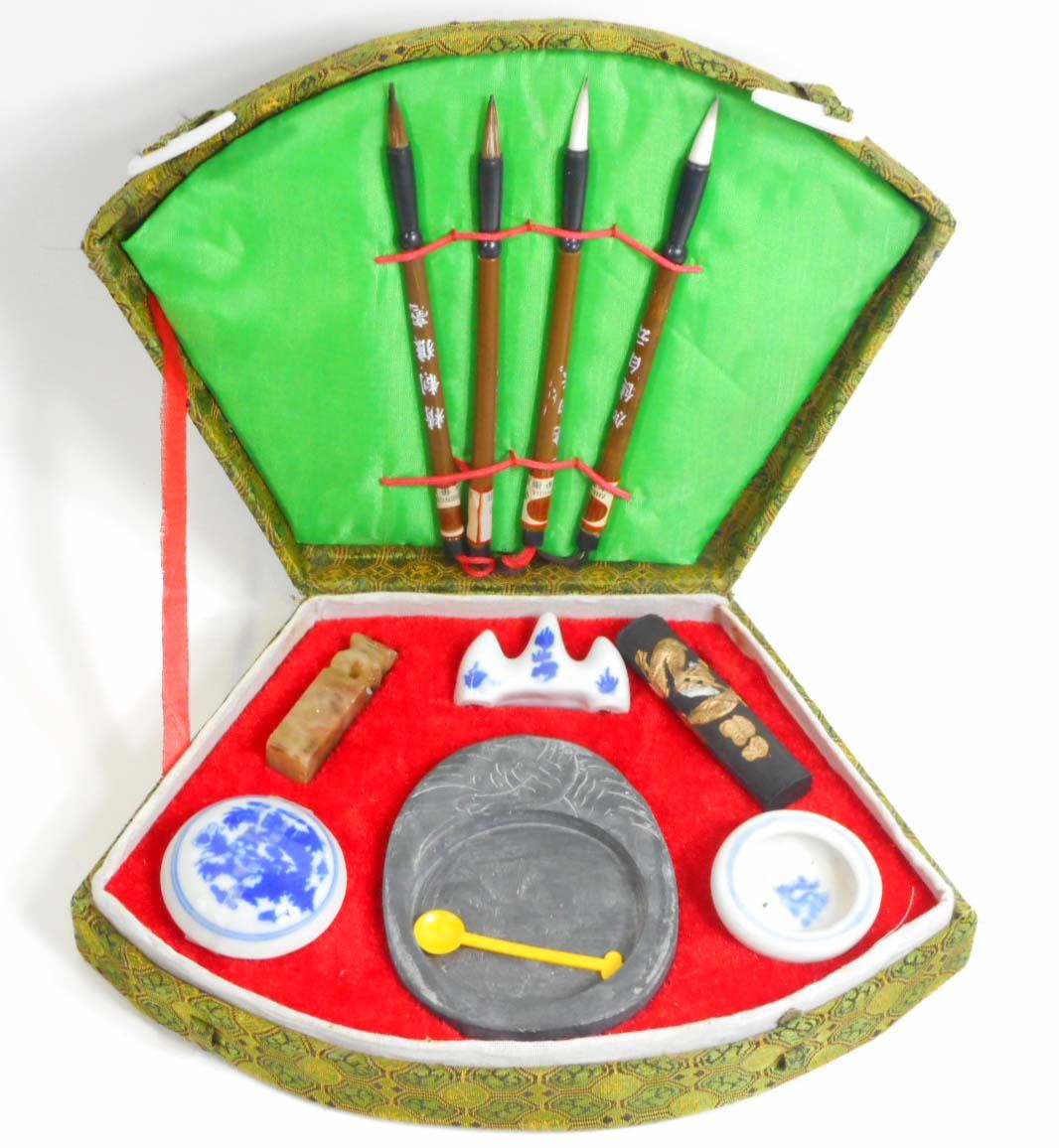 VINTAGE JAPANESE WRITTING SET IN ORIGINAL CASE