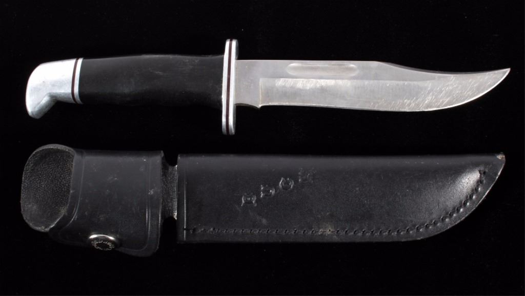 Buck 119C Fixed Blade Hunting Knife in Sheath