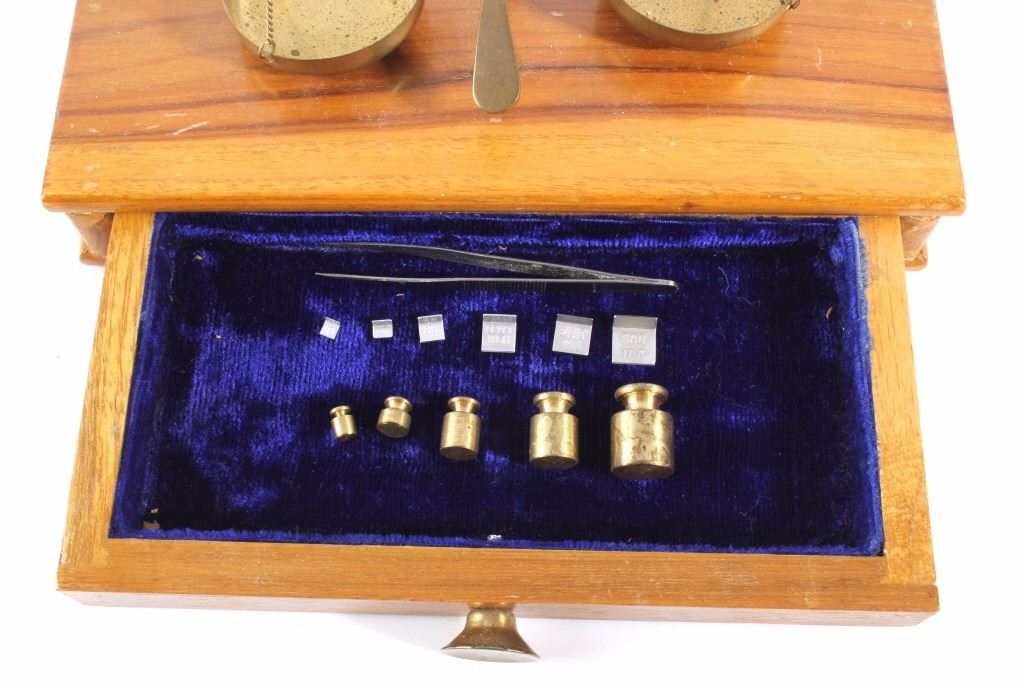 Antique Vintage Assayers Gold Scale