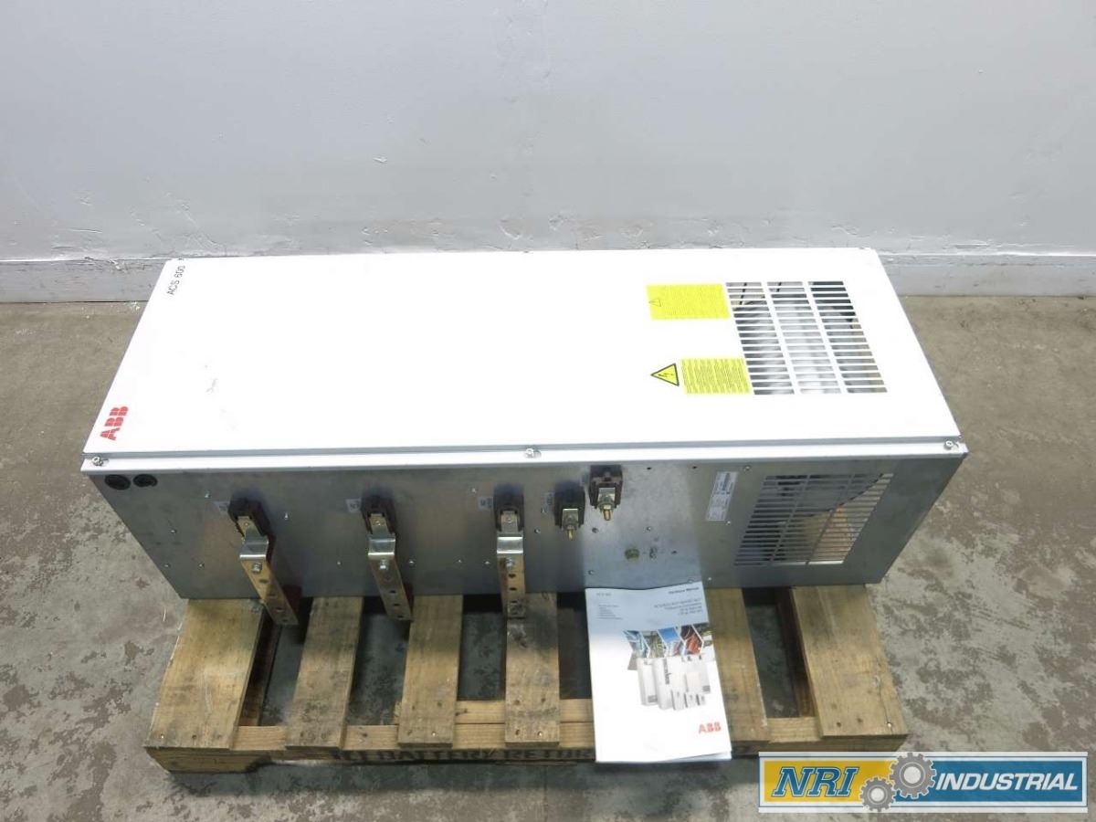 ABB ACS 600 125HP 600V-AC MOTOR DRIVE