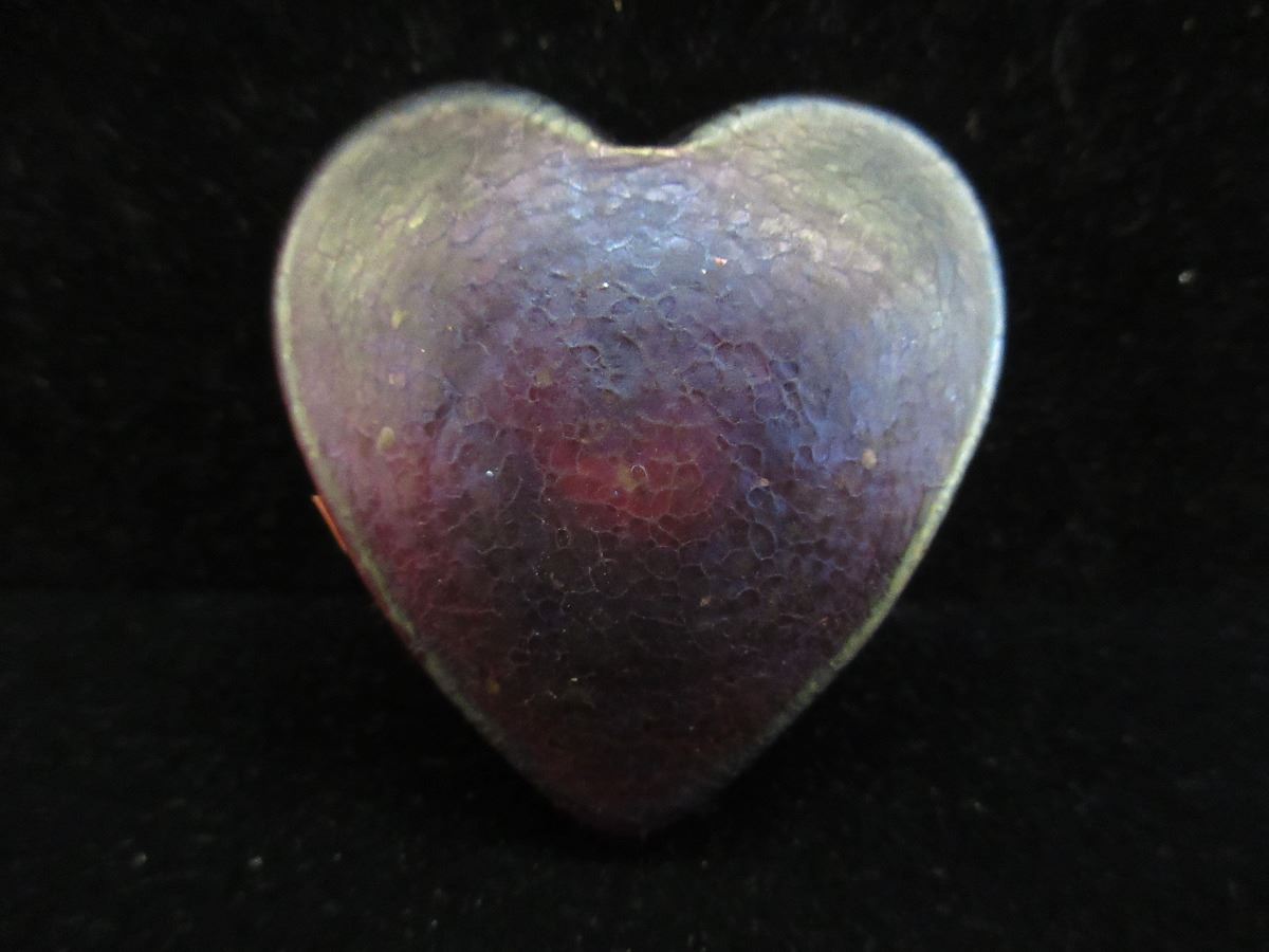Signed - "Robert Held" art glass heart