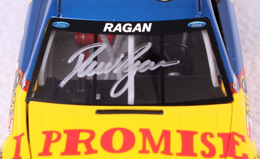 David Ragan Signed NASCAR #34 CSX 2014 Fusion 1:24 Lionel Racing ...