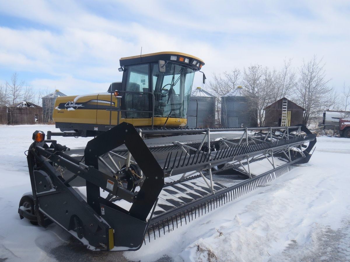 2011 CHALLENGER SP185C SWATHER
