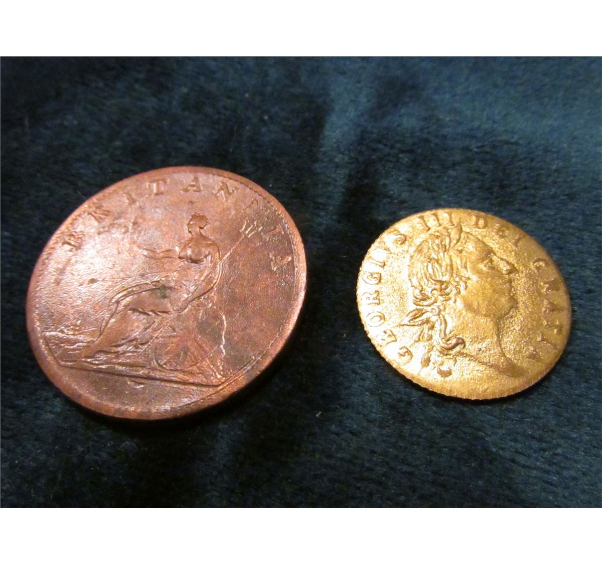 Great Britain: 1807 Half-Penny, EF & 1788 George III Spade Half-Guinea ...