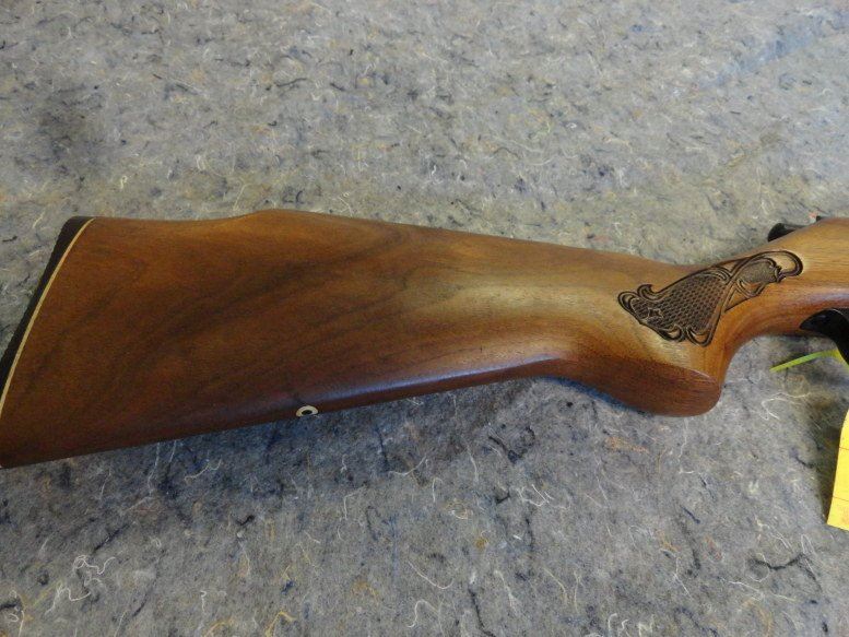 Marlin Bolt Action Rifle 22 Cal w/Clip #24611194