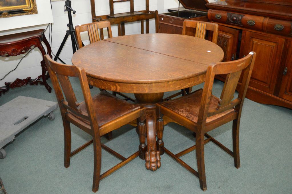 Antique 45" center pedestal Canadiana dining table with heavy carved ...