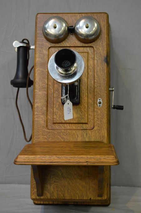 Antique quarter cut oak Northern Electric hand crank wall phone