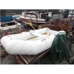 INFLATABLE HARD BOTTOM BOAT - WHITE