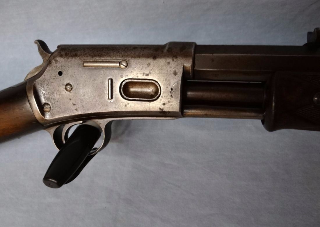 Colt Lightning Medium Frame rifle, .38-40. S# 29851. Bbl. 26" octagon ...