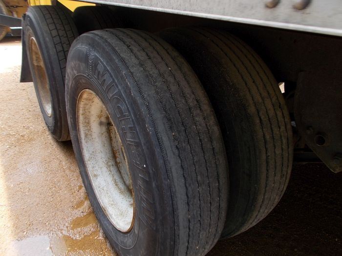 1997 UTILITY VS2DC T/A VAN TRAILER, VIN/SN:1UYVS2534VP159814 - BARN ...