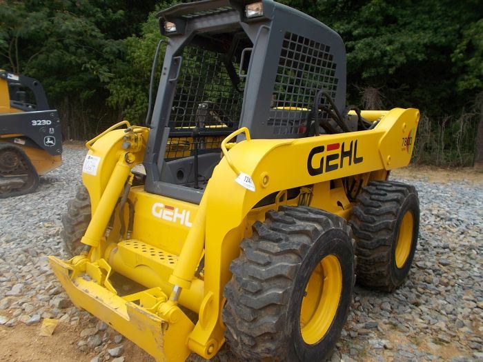 GEHL 7800 SKID STEER LOADER, VIN/SN:901706 -CANOPY, METER READING 1,330 ...