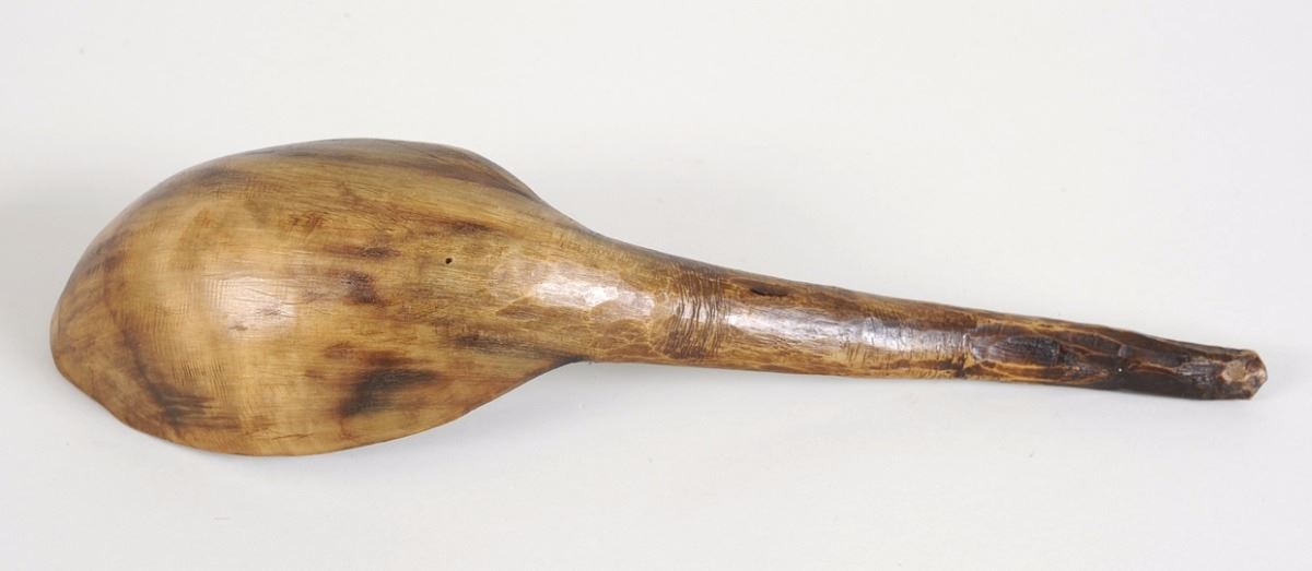 19TH C. Northwest Coast Mt. Sheep Horn Ladle 15 1/2" L. 4" W. Good ...