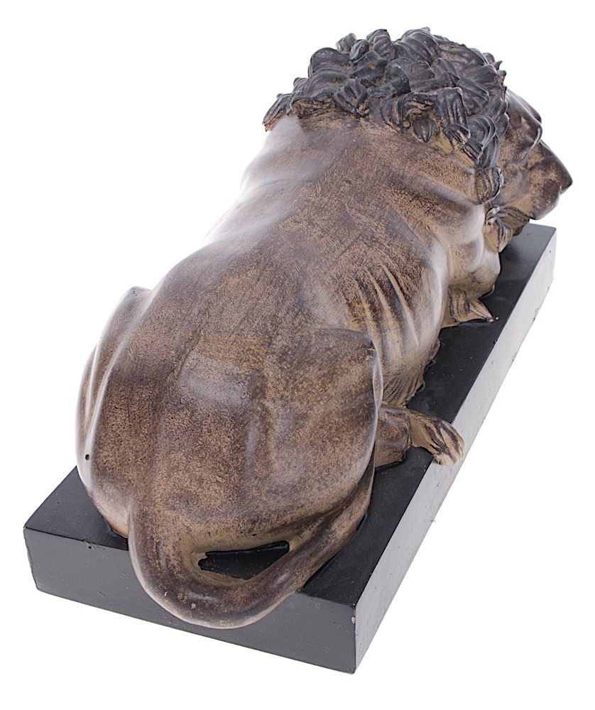 Banshee (TV) - Kai Proctor's Lion Figure (Ulrich Thomsen) - 18984