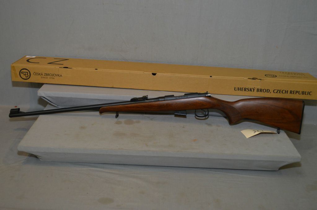 CZ Model 452 Lux .22 Mag Cal Mag Fed Bolt Action Rifle w/ 25" bbl ...
