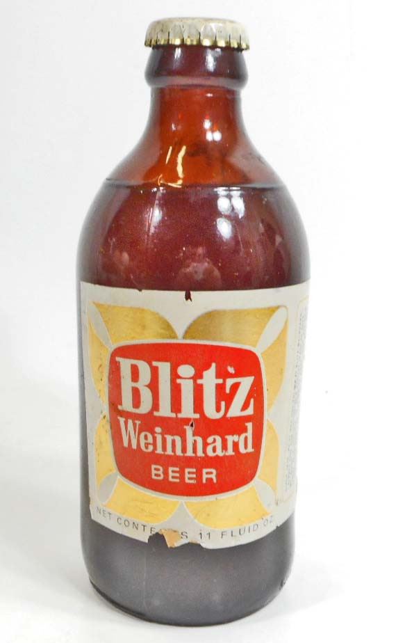 VINTAGE BLITZ WEINHARD ADVERTISING BEER BOTTLE - UNOPENED