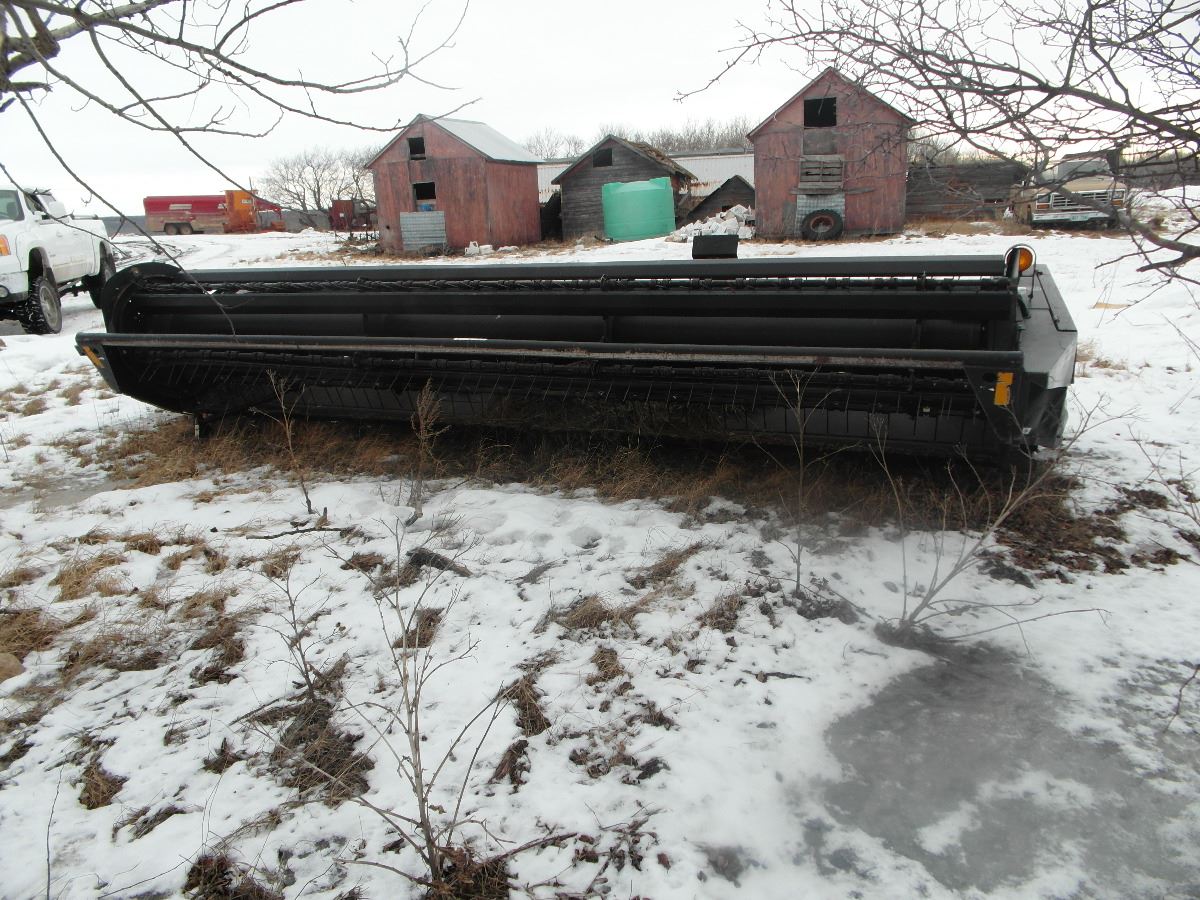 Macdon 920 Hay header