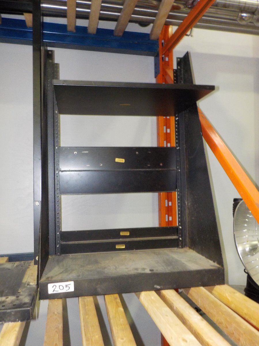 EQUIPMENT RACK