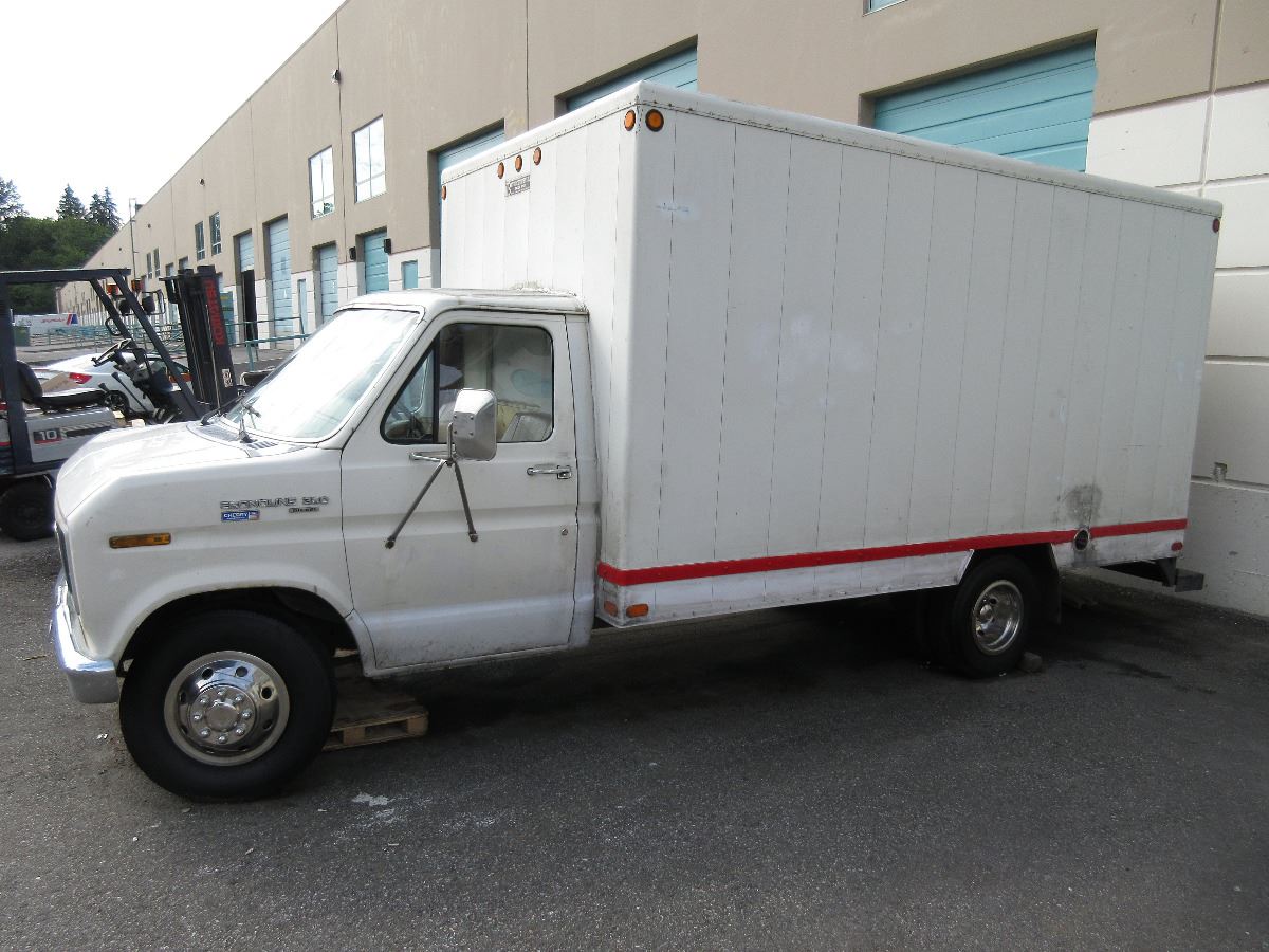 1987 Ford Econoline 350 Diesel One Ton Cube Van
