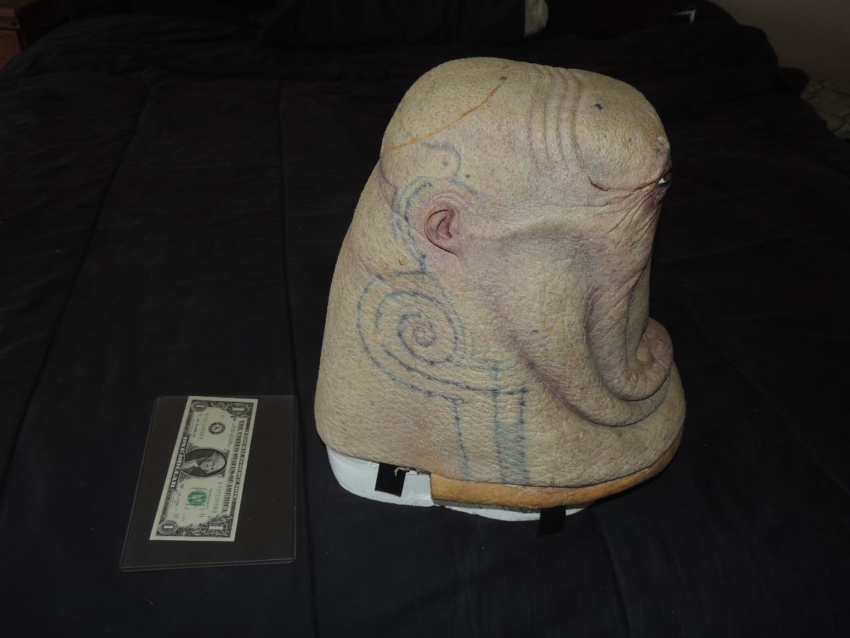 HELLBOY THE GOLDEN ARMY SCREEN USED HERO CHAMBERLAIN HEAD