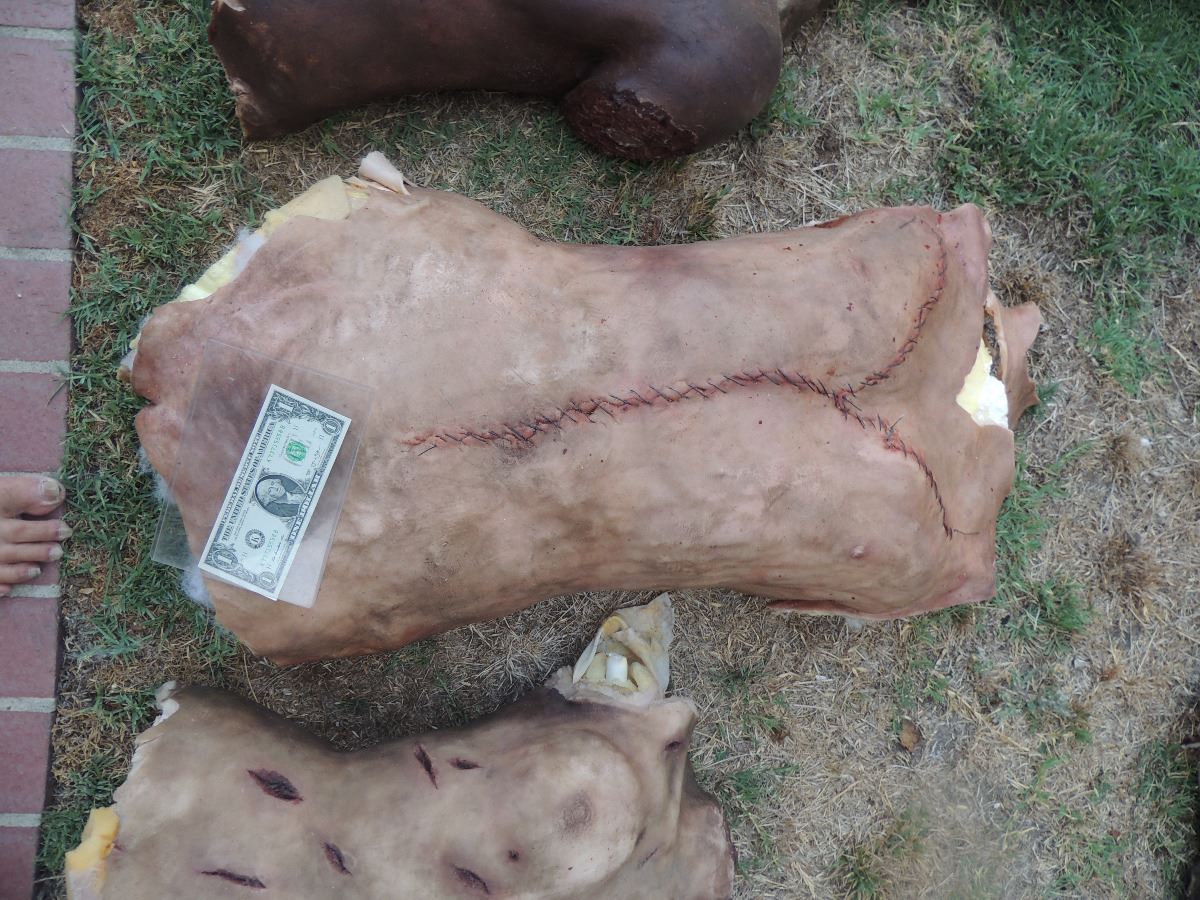 AUTOPSY DEAD BLOODY ROTTEN ZOMBIE BODY 03