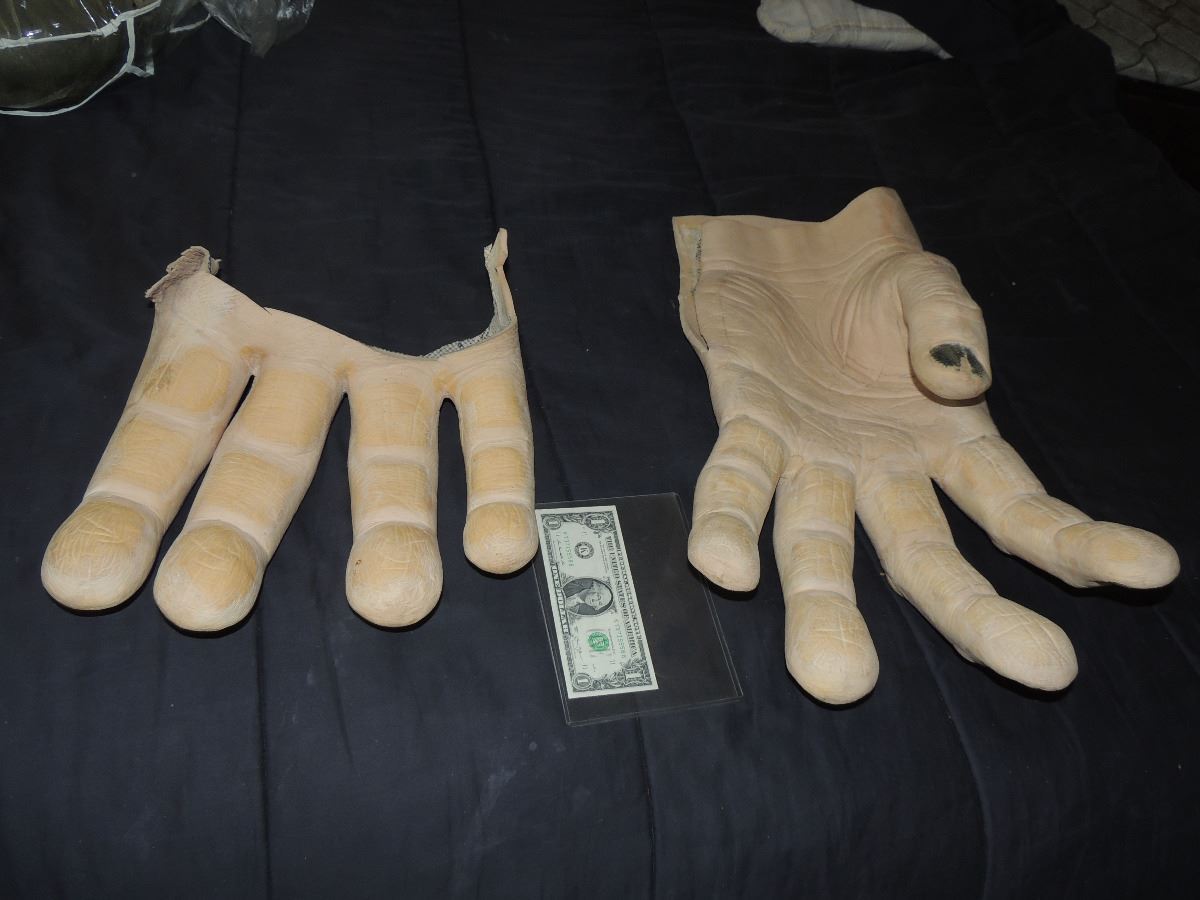 HANSEL AND GRETEL WHICH HUNTERS EDWARD THE TROLL HANDS