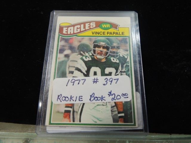 1977 TOPPS VINCE PAPALE #397 FOOTBALL CARD