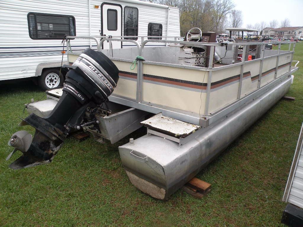 1973 Kayot 24ft pontoon w/65hp Merc power tilt SN#-KAY322791273