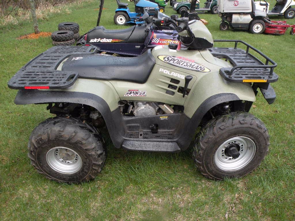 2002 Polaris Sportsman 400 Aesthetic Wallpaper