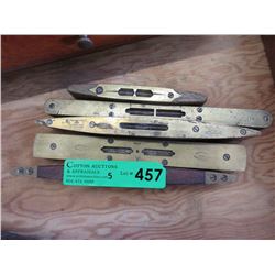 5 Vintage mini spirit levels