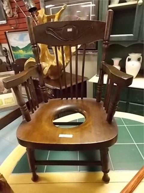 ANTIQUE VICTORIAN ERA CHILD'S POTTY CHAIR