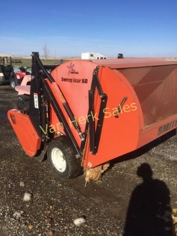 1999 Smithco Star 60 Lawn Sweeper