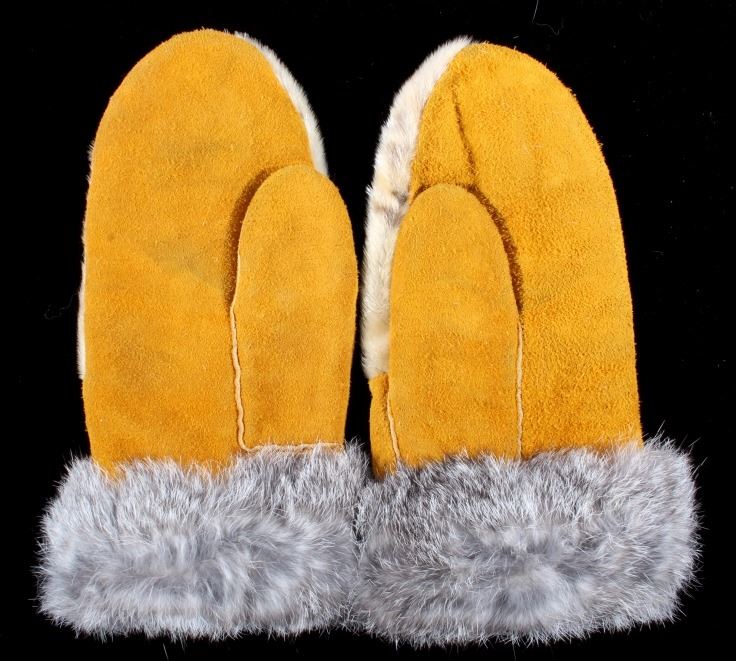 Eskimo Inuit Seal Fur Gloves & Stuffed Seals