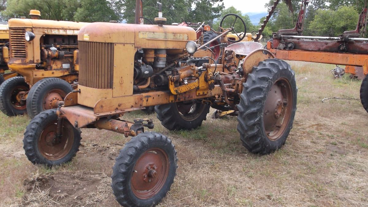 BF Avery MM Tractor with 7' MM Sickle Bar- 3 Point Mower- Runs Good ...